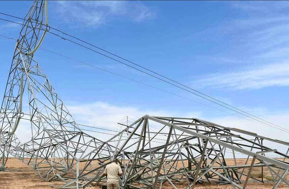 A new wave of attacks on power transmission towers swept across Iraq ...