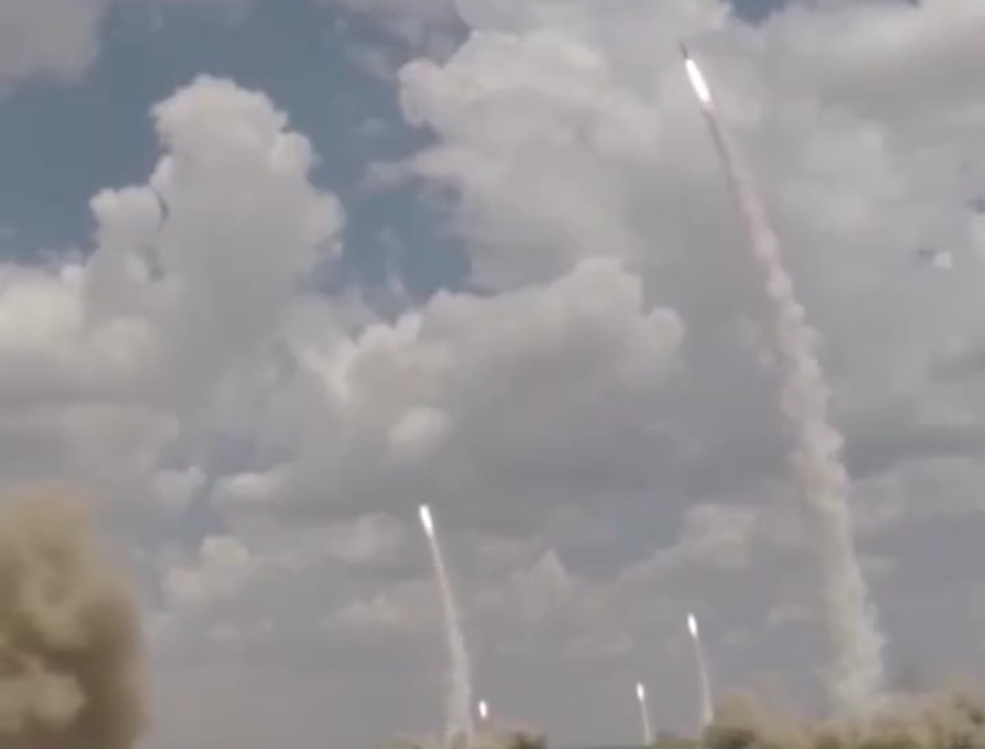 Salvo launches of Chinese DF-21D medium-range anti-ship ballistic ...