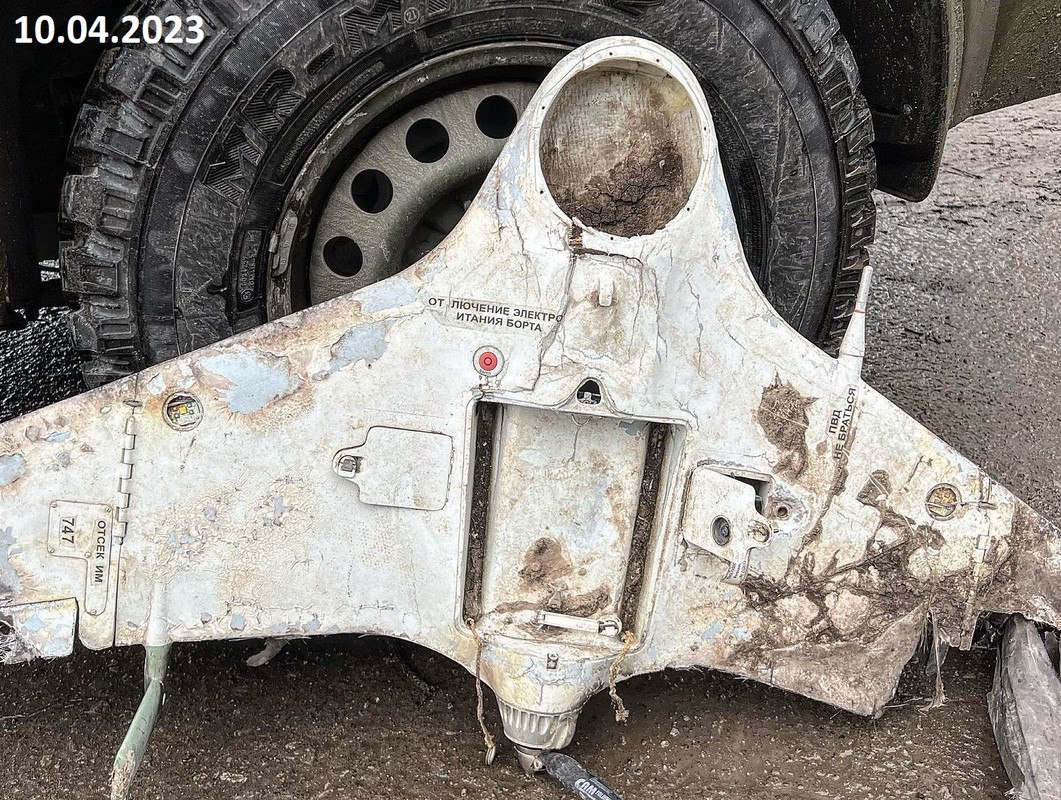 Ukrainian soldiers take down Russian reconnaissance drone Eleron T-16 ...