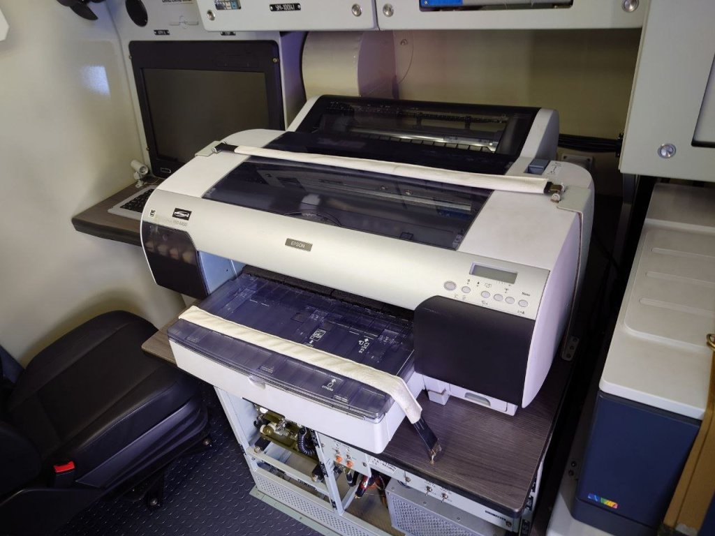 Polyana-D4M1 control and command post unit – The Cyber Shafarat